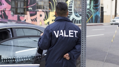 A 10-Point Checklist for Vetting a Car Valet Service in Los Angeles